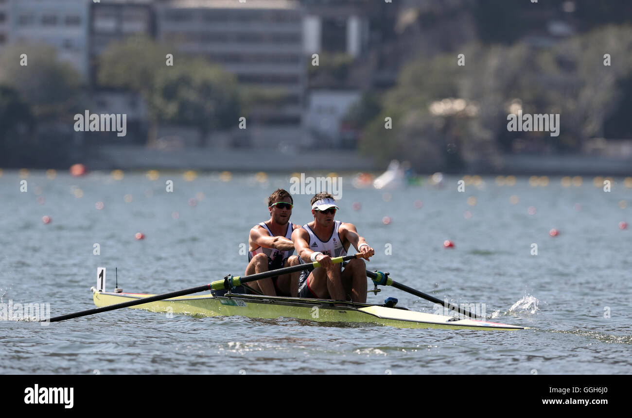Great Britain's Alan Sinclair and Stewart Innes during the Men's Pairs ...