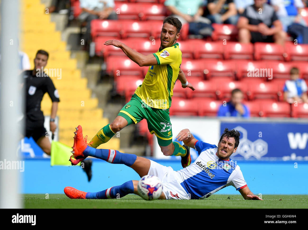 Blackburn Rovers' Elliott Ward (right) and Norwich City's Ivo Pinto ...