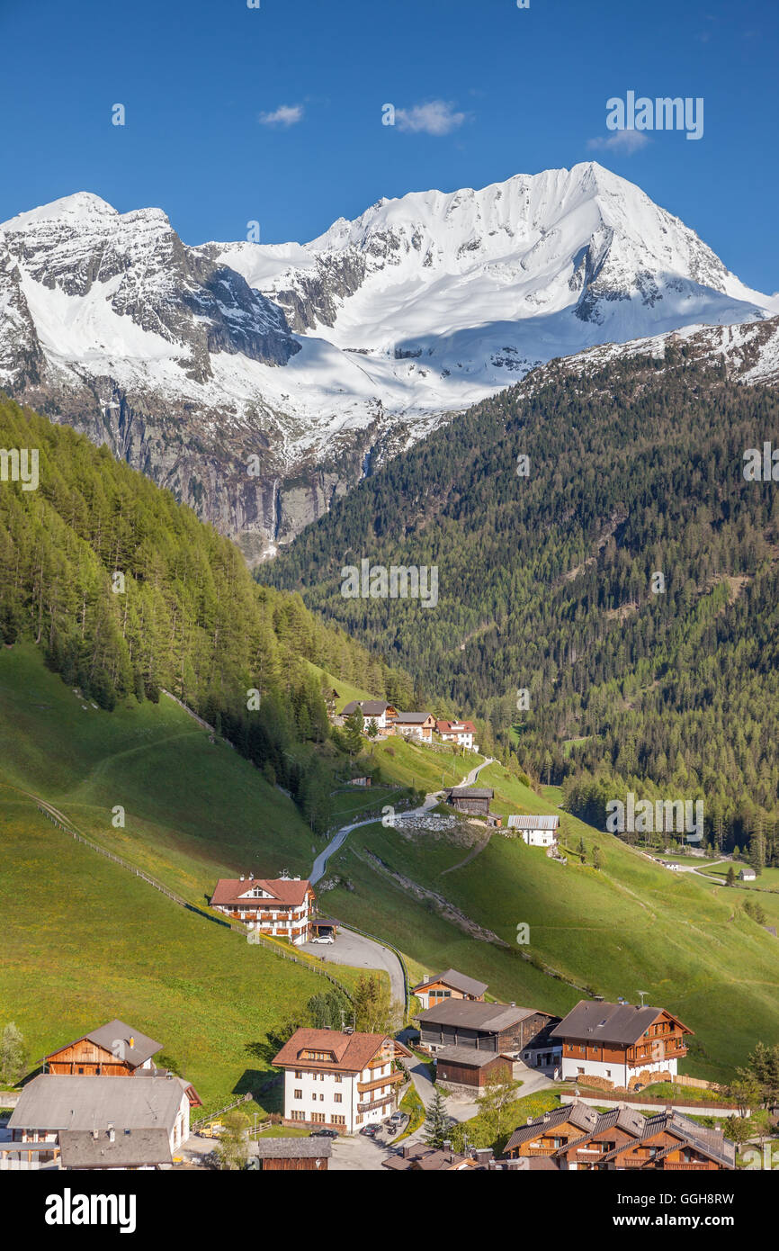 geography / travel, Italy, South Tyrol, the village Rein in Taufers ...