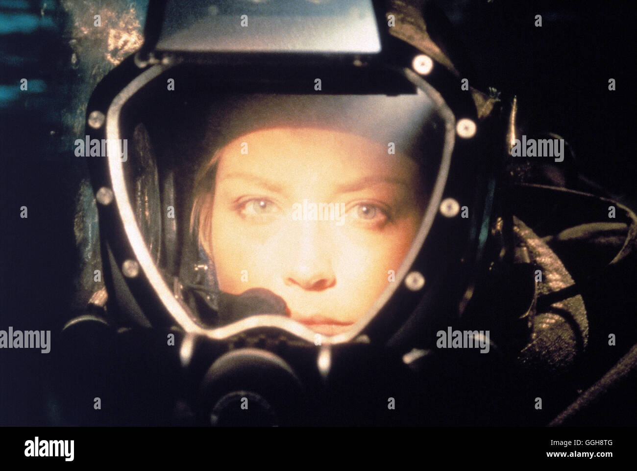 Sharon stone 1998 hi-res stock photography and images - Alamy