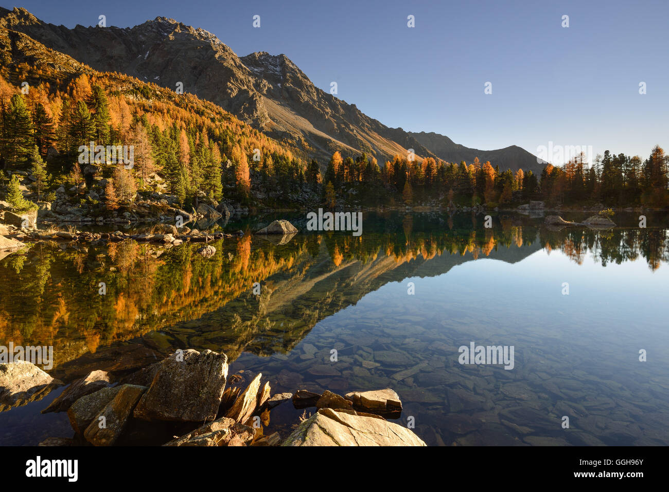 2987 m hi-res stock photography and images - Alamy