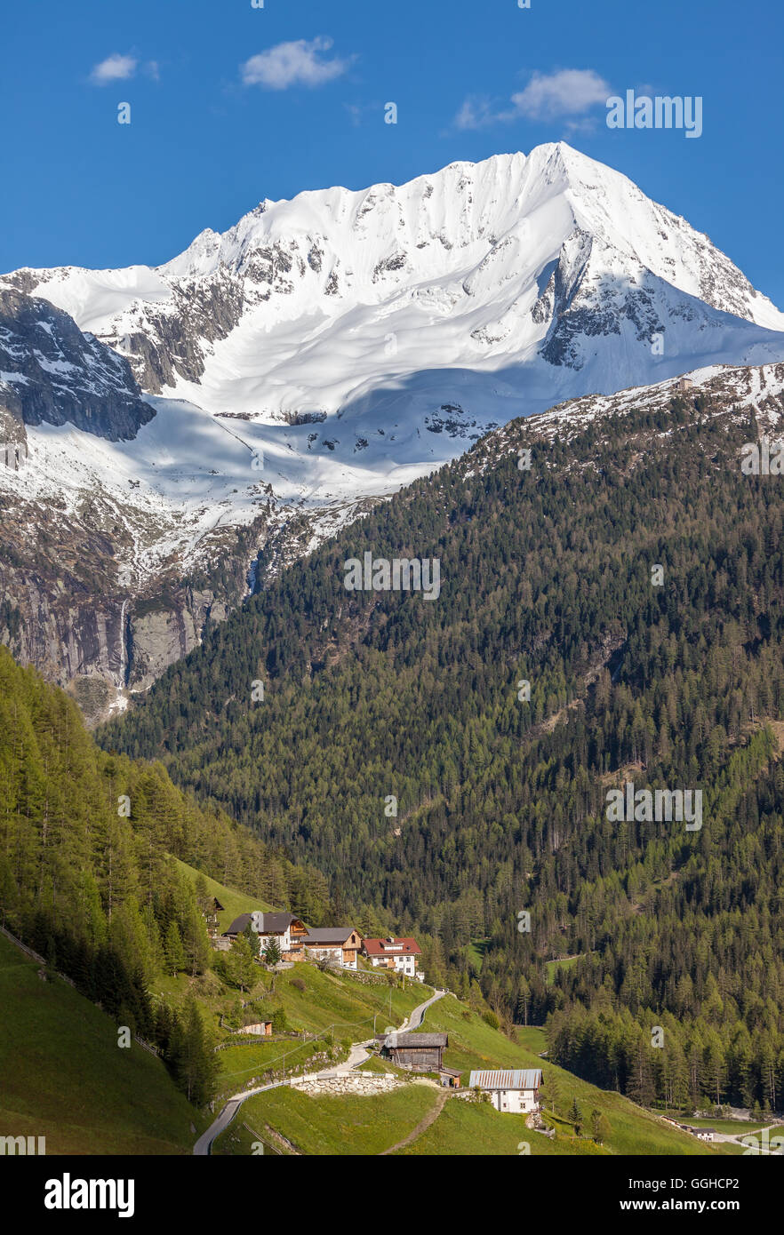 geography / travel, Italy, South Tyrol, the village Rein in Taufers ...