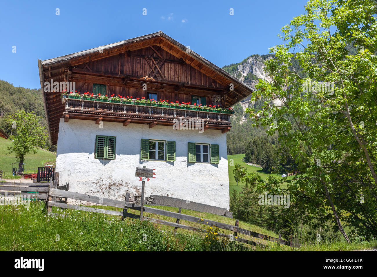 geography / travel, Italy, South Tyrol, age farm in St. Magdalene in ...