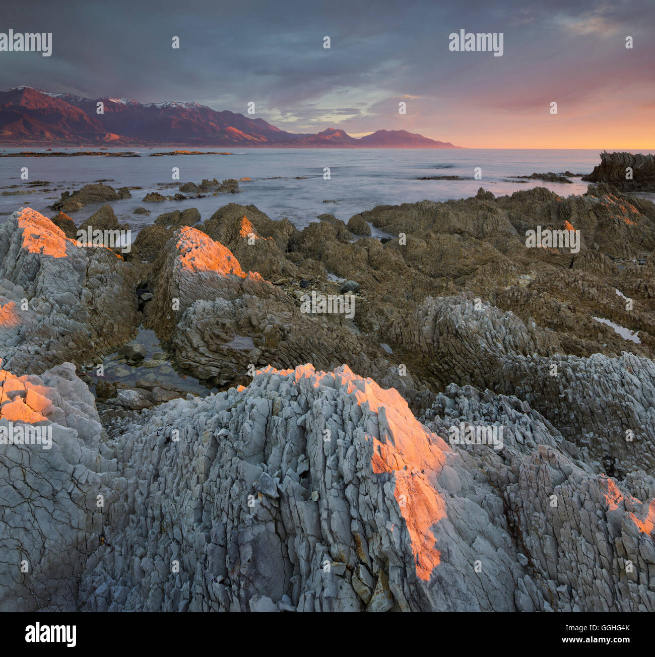 Manakau mount hi-res stock photography and images - Alamy