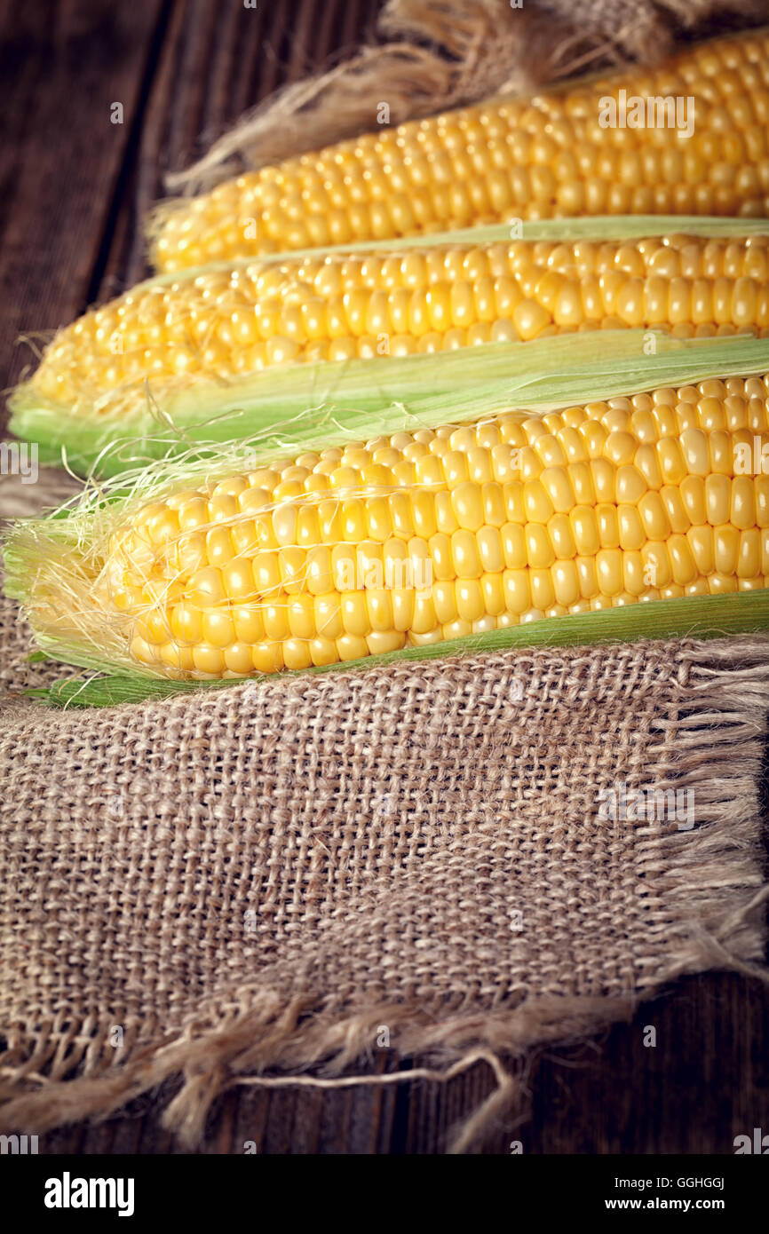 sweet corn cob close up Stock Photo - Alamy
