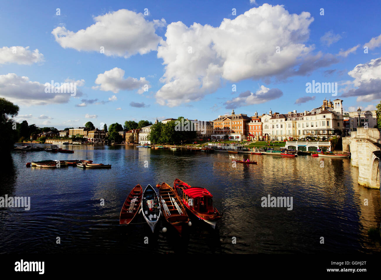 Thames and Waterfront, designed by Quinian Terry, Richmond upon Thames ...