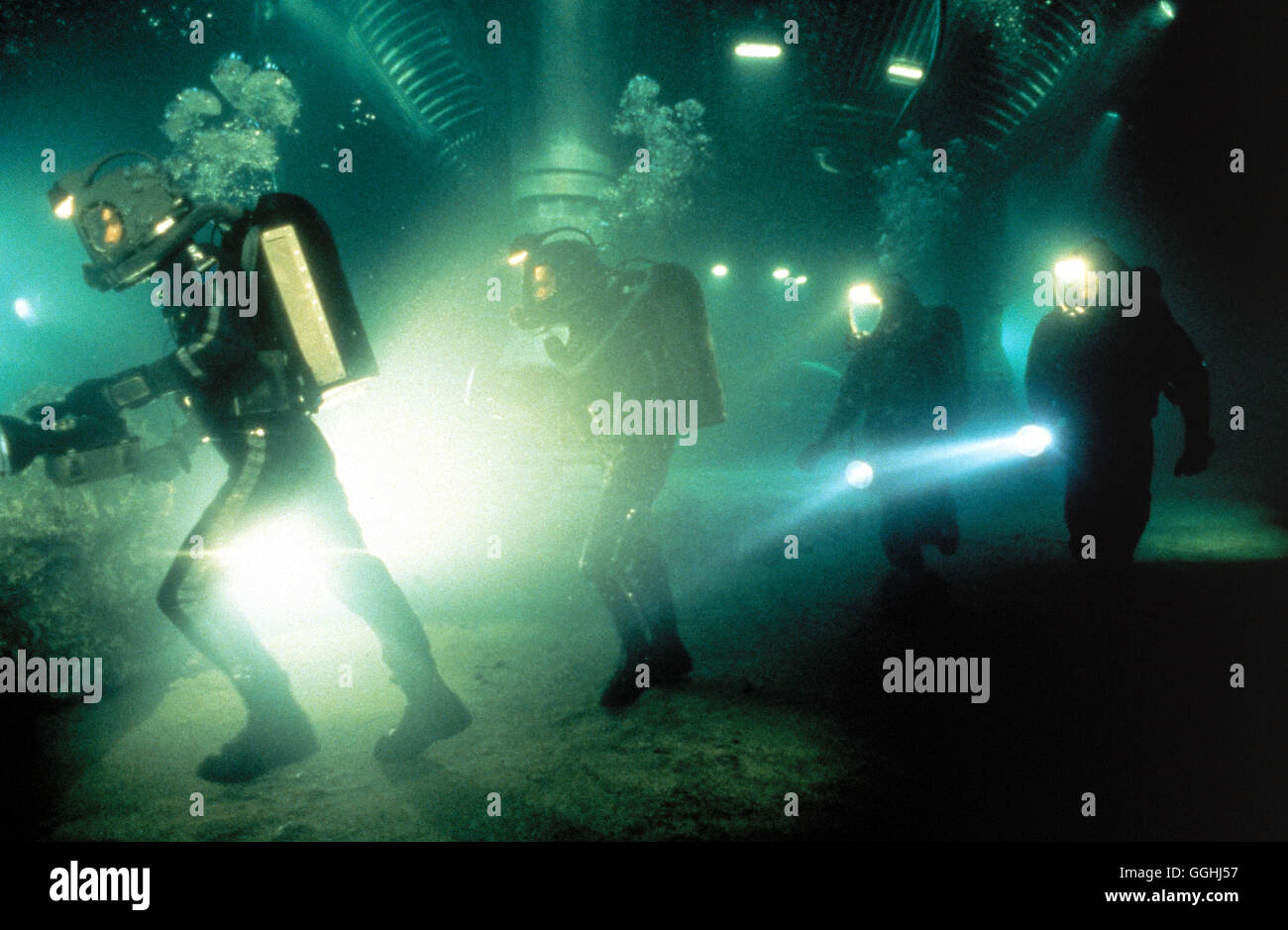 SPHERE / Sphere USA 1998 / Barry Levinson SZENE Regie: Barry Levinson ...