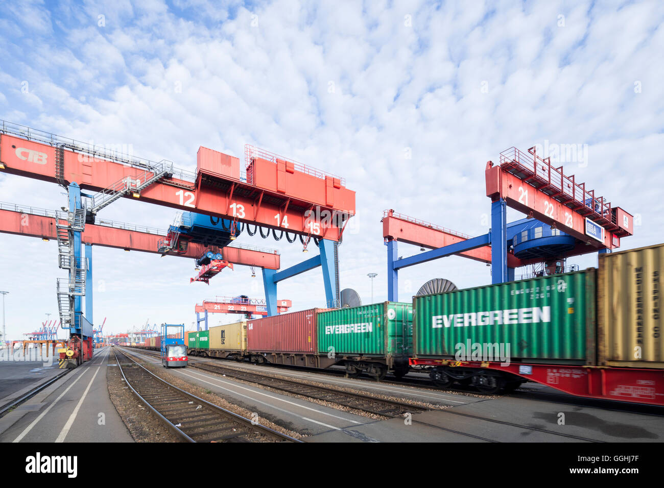 Europe freight container train hi-res stock photography and images - Alamy