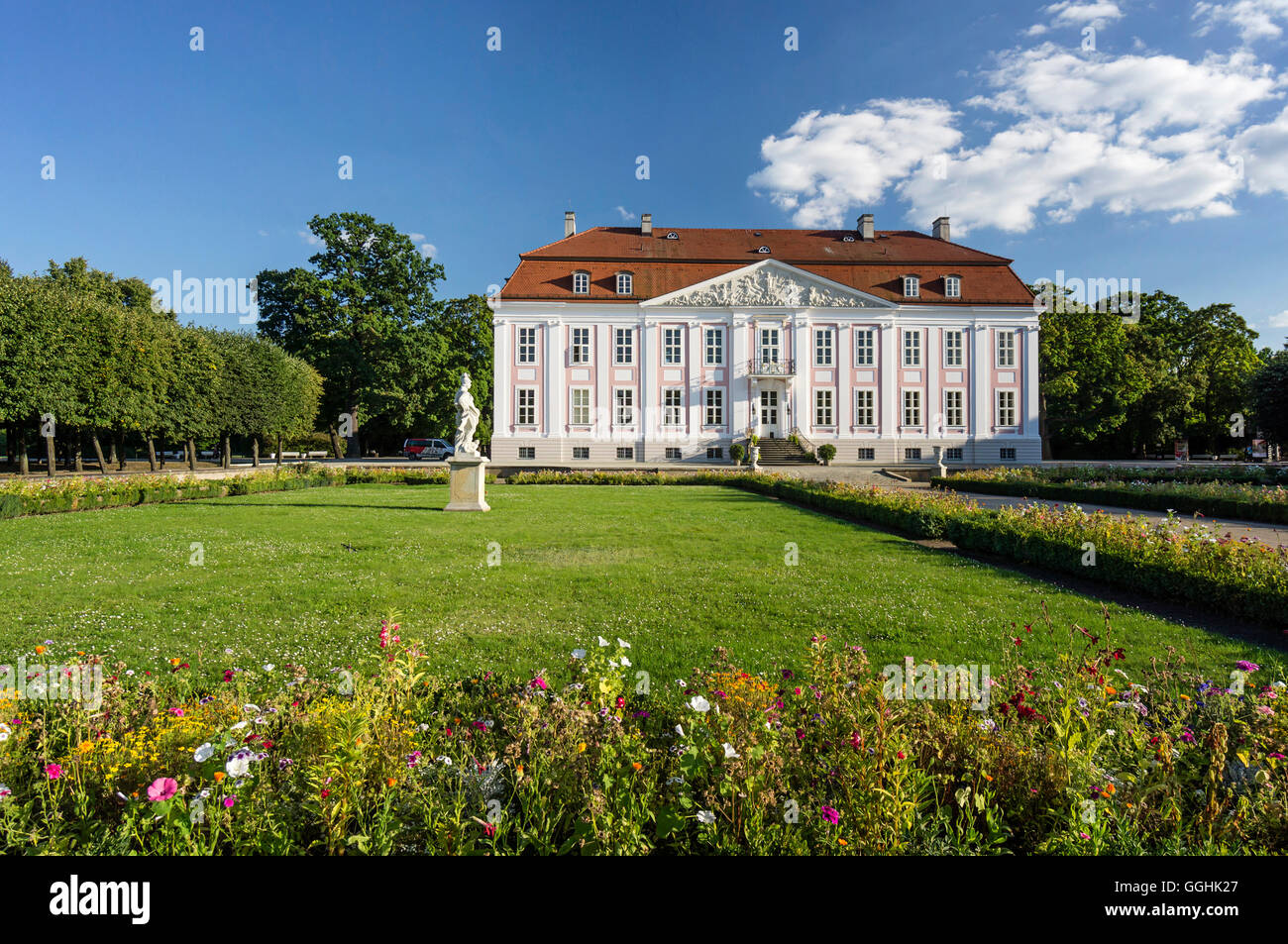 Castle Friedrichsfelde, Berlin Lichtenberg, Berlin, Germany Stock Photo ...