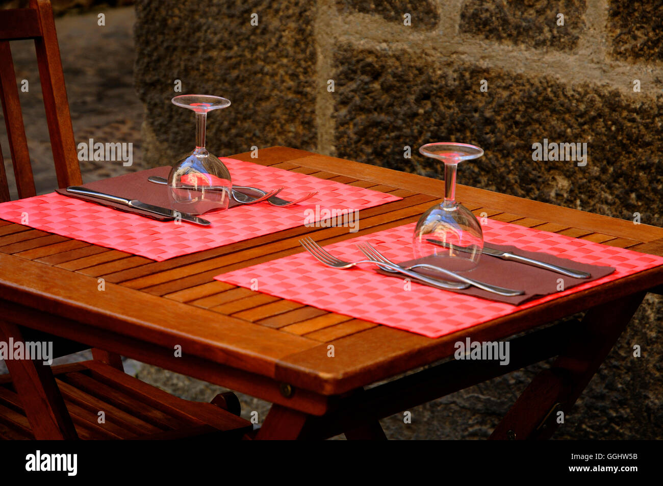 Italy dining table hi-res stock photography and images - Alamy