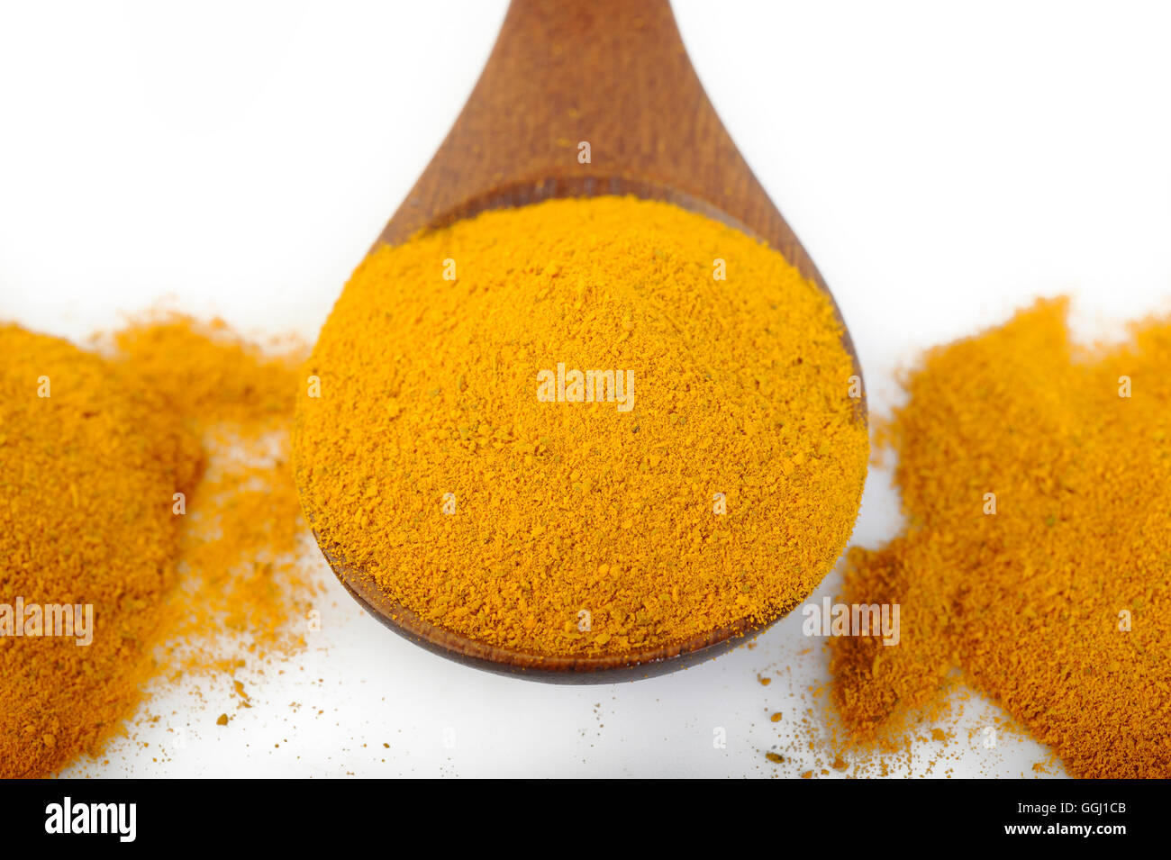 Spoon turmeric hi-res stock photography and images - Alamy