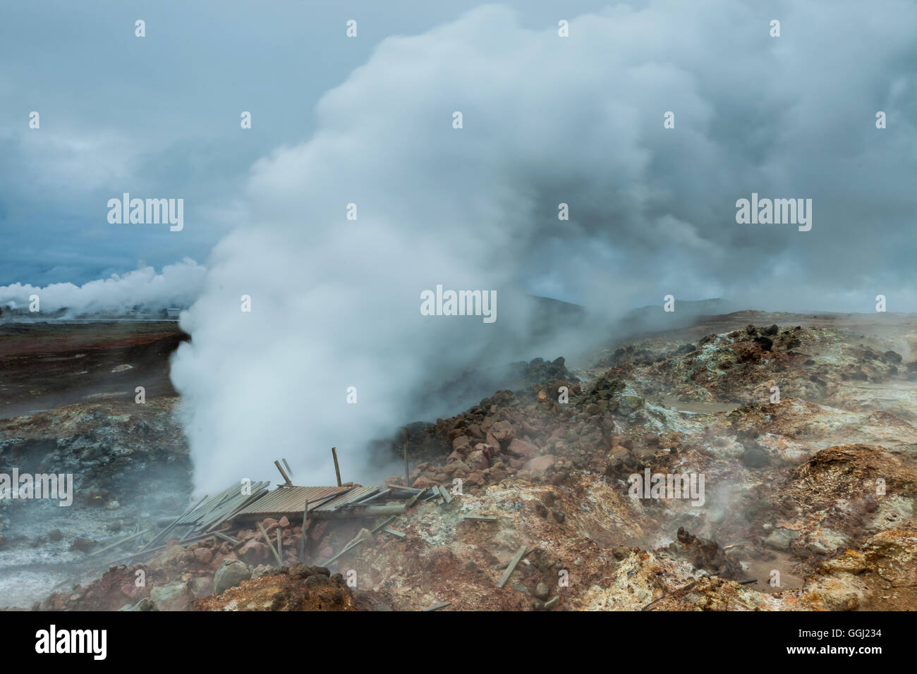 Iceland geyser dramatic hi-res stock photography and images - Alamy