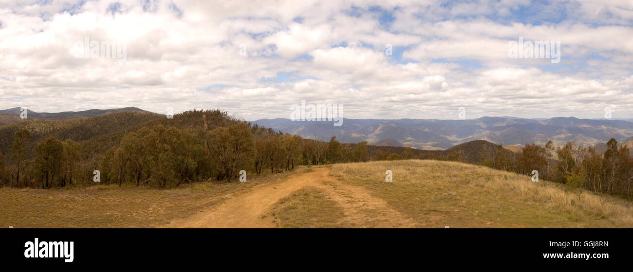 Explore the high country by 4wd hi-res stock photography and images - Alamy