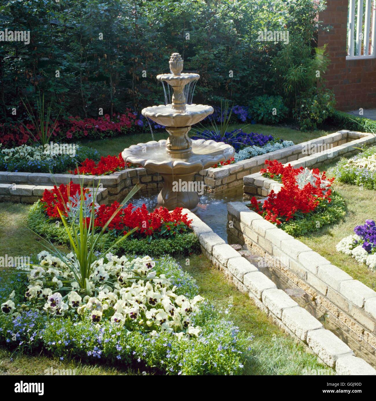 Water feature rill hi-res stock photography and images - Alamy