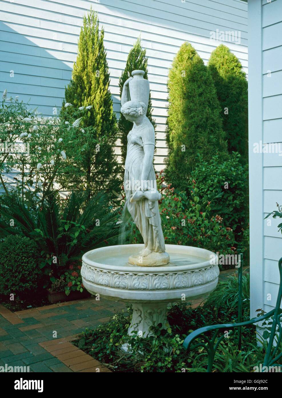 Waterfeature hi-res stock photography and images - Alamy