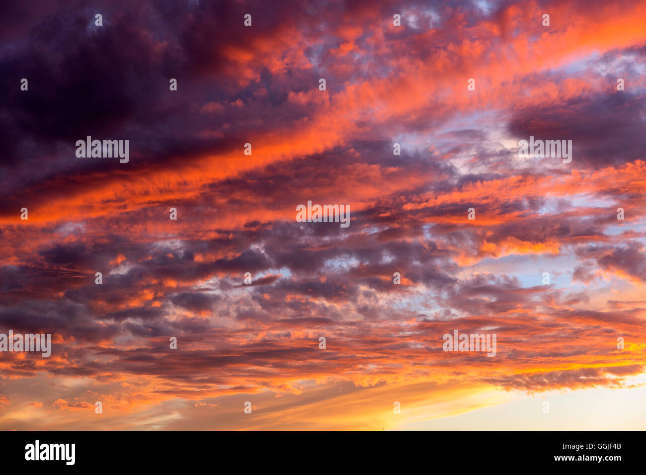 Dark orange sky clouds hi-res stock photography and images - Alamy