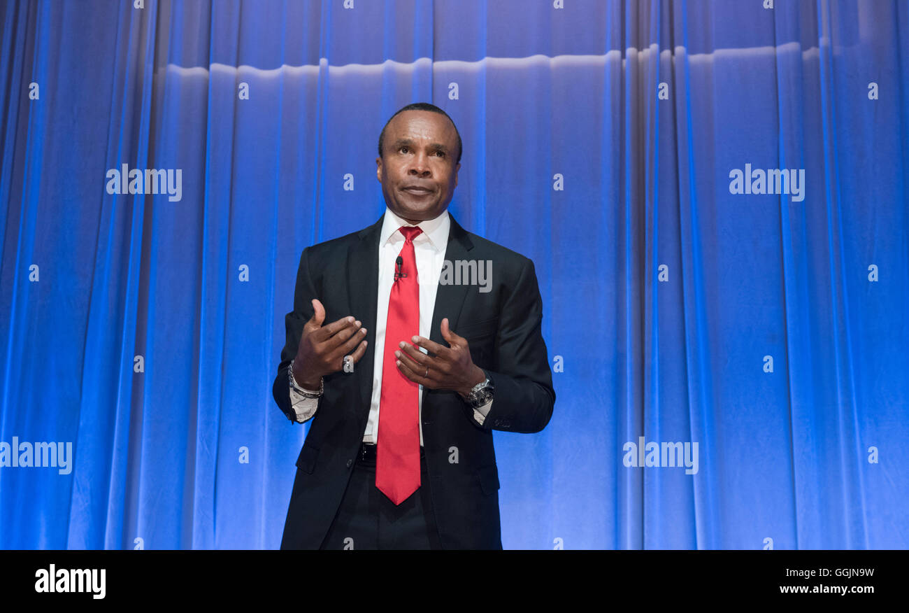 Retired legendary boxer "Sugar" Ray Leonard, now a motivational speaker ...