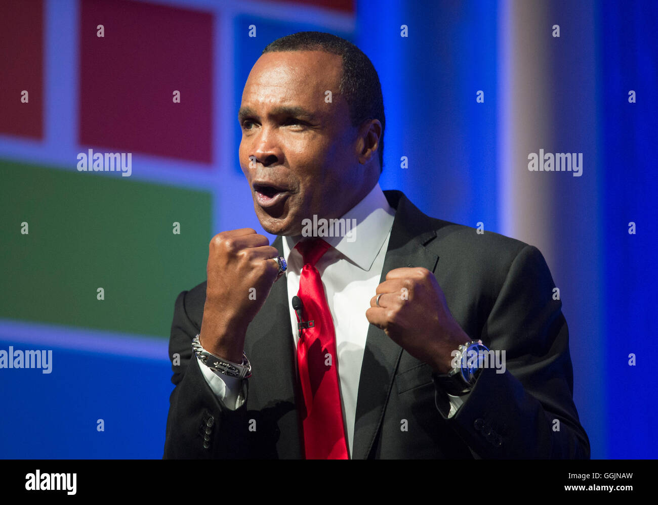 Retired legendary boxer "Sugar" Ray Leonard, now a motivational speaker ...