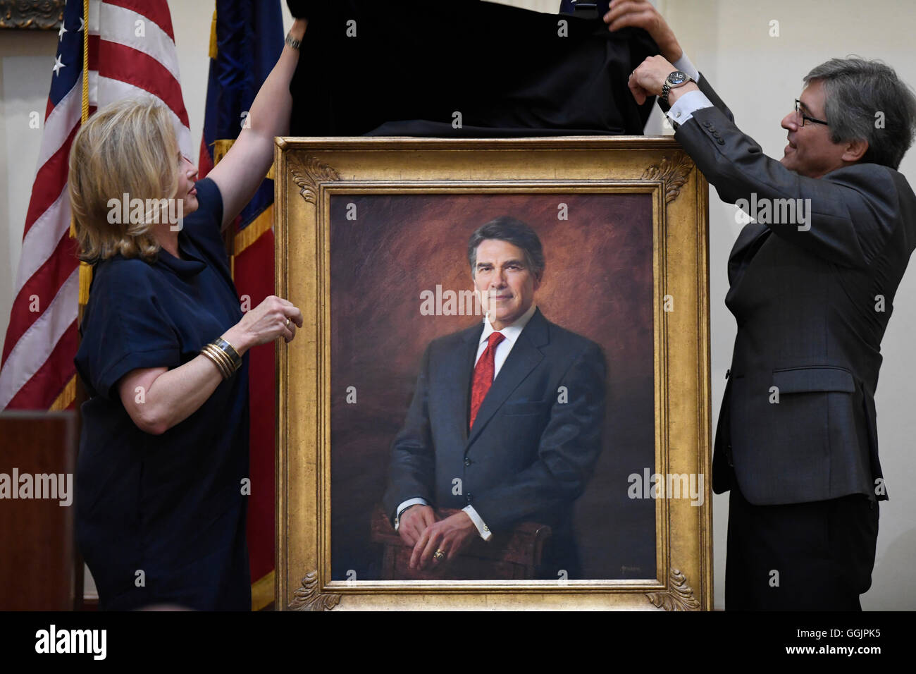 Former Texas Governor Rick Perry is honored as his official portrait is ...