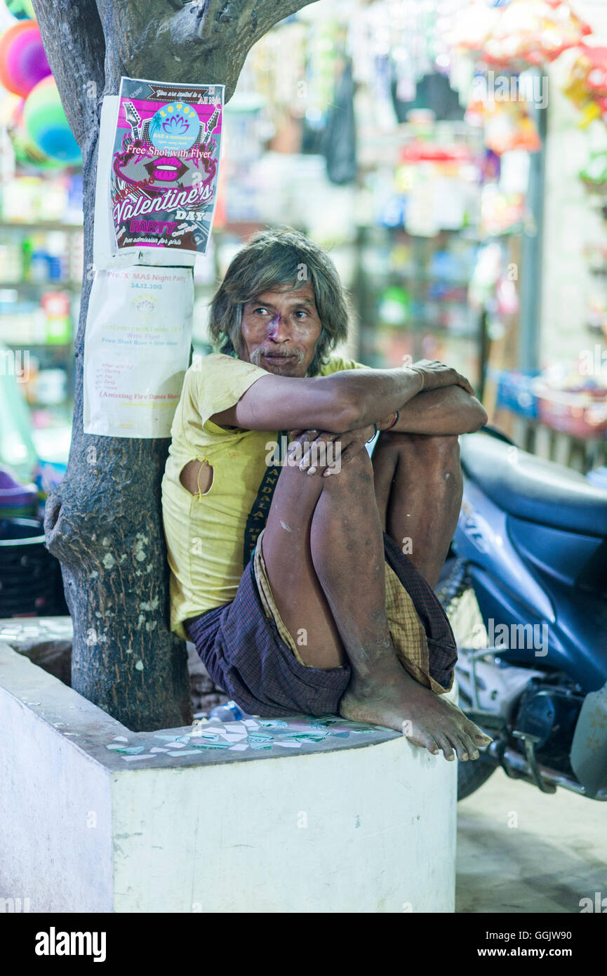 Barefoot homeless hi-res stock photography and images - Alamy