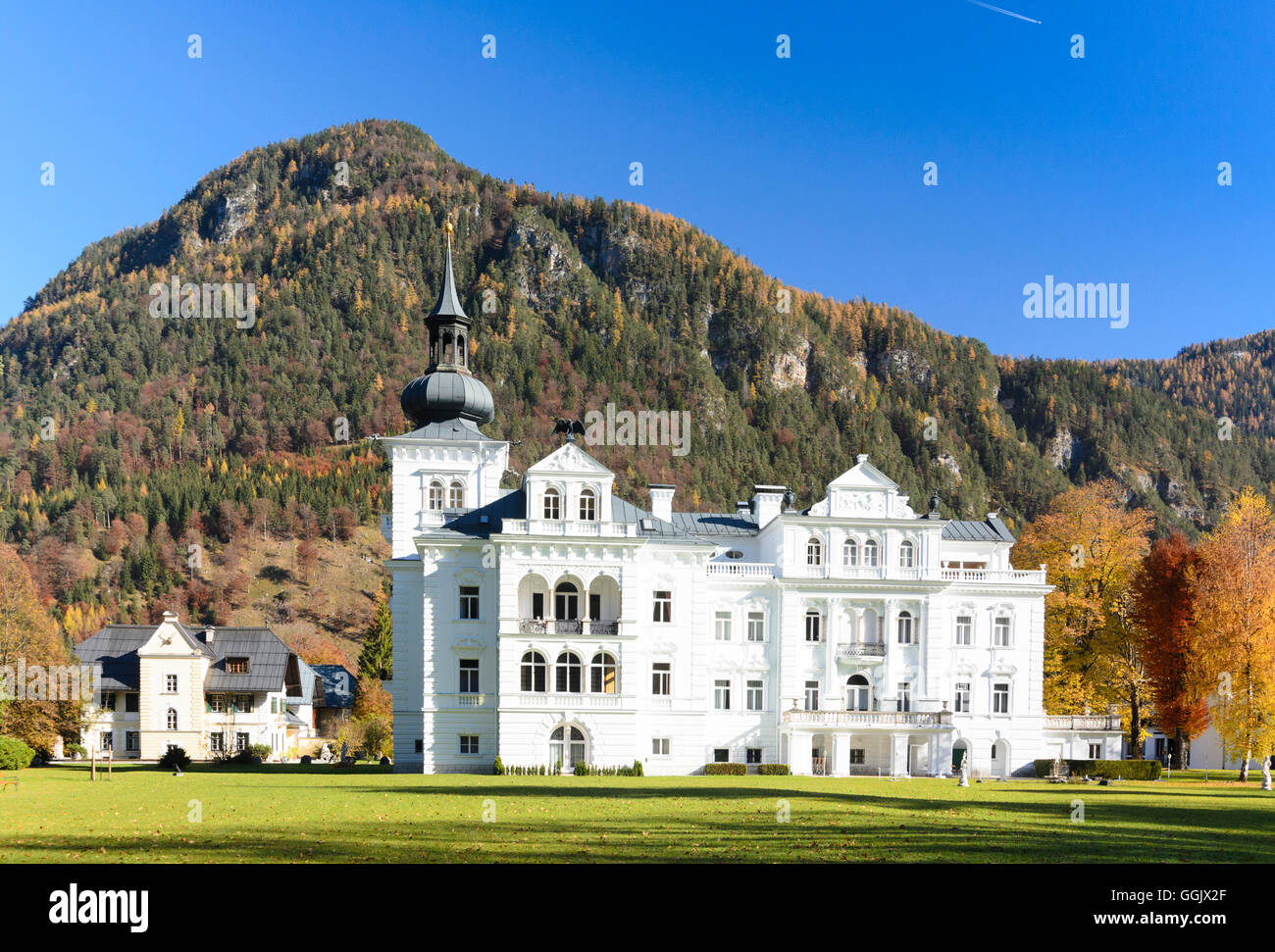 Sankt Martin bei Lofer: Schloss Grubhof Castle, Austria, Salzburg ...