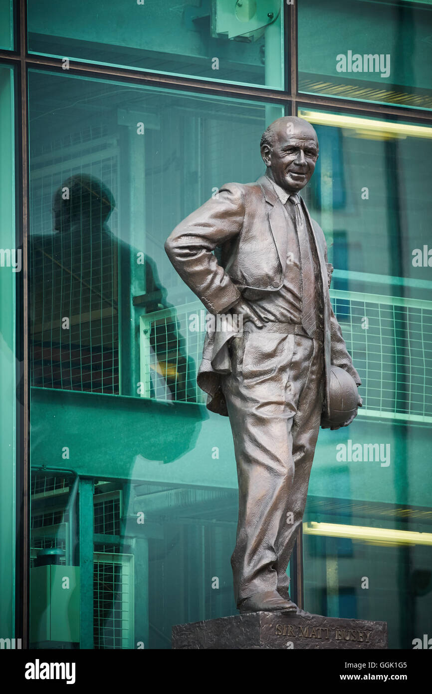 Manchester united Holy Trinity Matt Busby statue Artist creative ...