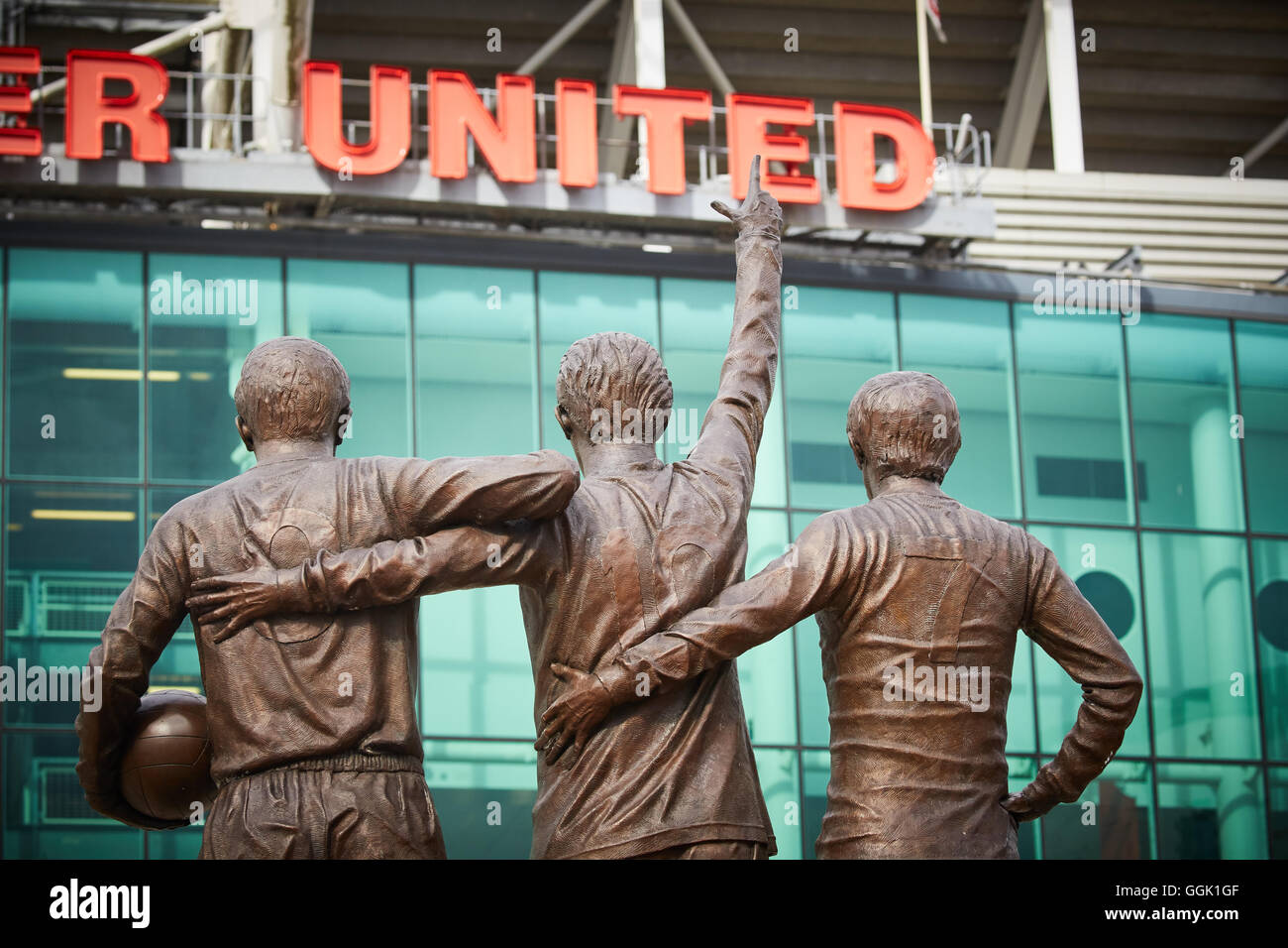Manchester united Holy Trinity Matt Busby statue Artist creative ...