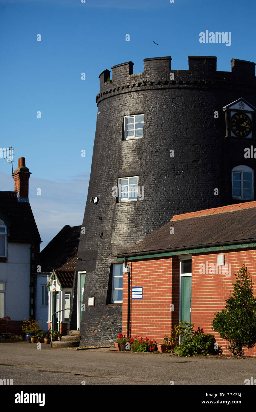 Beverley Golf Club windmill Union Mill: tower mill - truncated tower ...