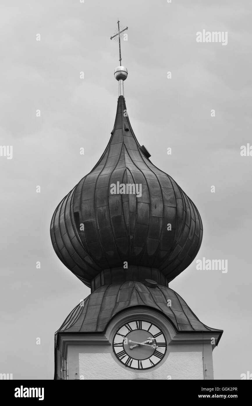 Onion tower building Black and White Stock Photos & Images - Alamy