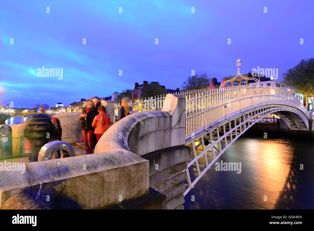 Ha penny bridge hi-res stock photography and images - Alamy