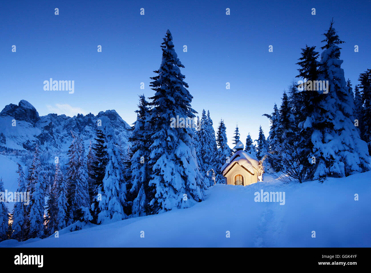 Passo monte croce di comeli hi-res stock photography and images - Alamy