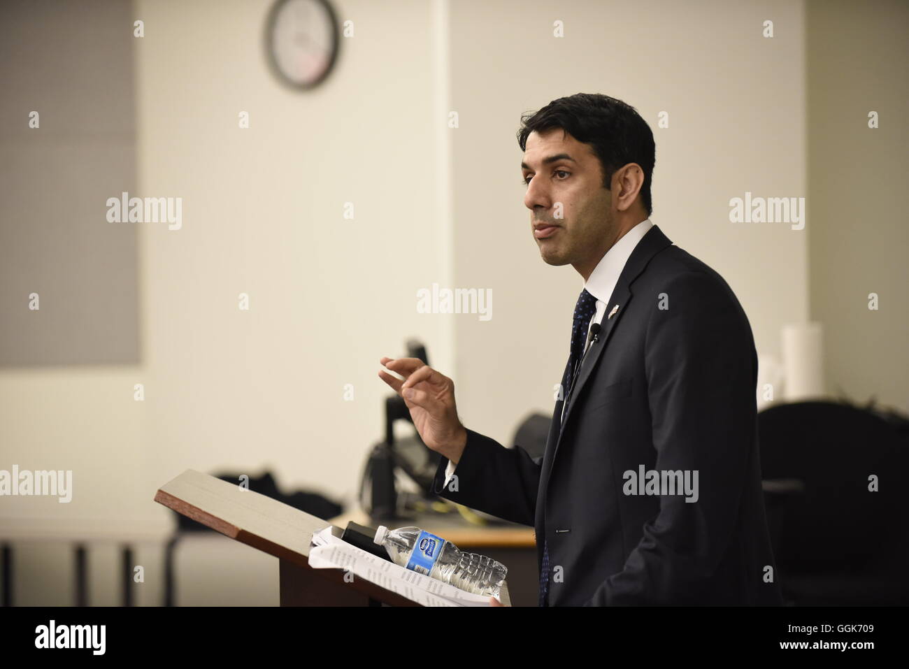 Univ. of Texas alumnus and Muslim representative to the United States ...