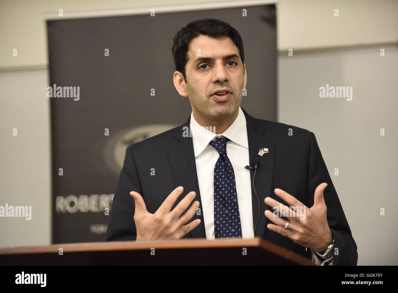 Univ. of Texas alumnus and Muslim representative to the United States ...