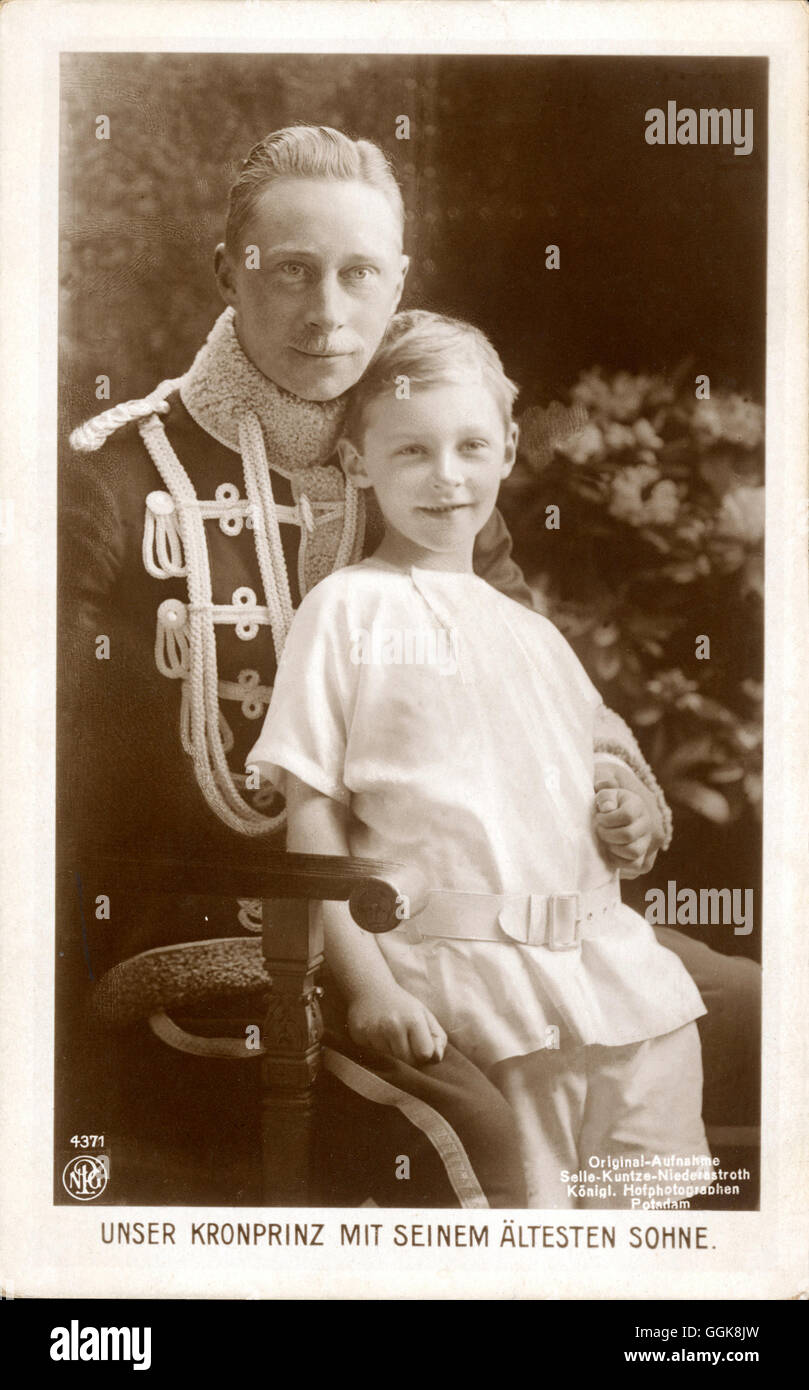 Kronprinz Wilhelm von Preußen mit seinem Sohn Prinz Wilhelm - 1911 ...