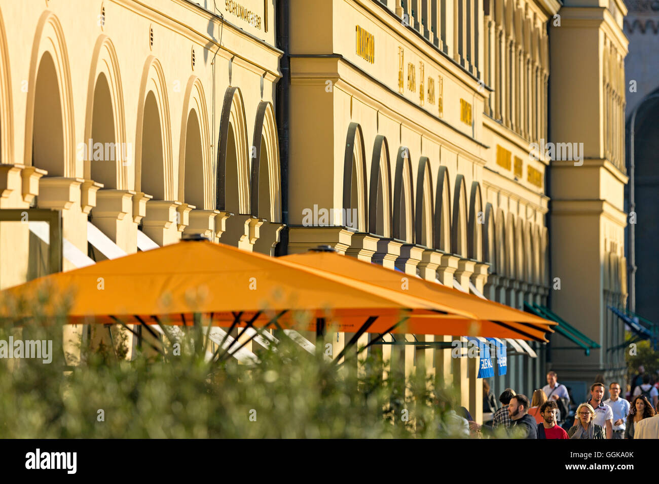 Schumanns bar munich hi-res stock photography and images - Alamy