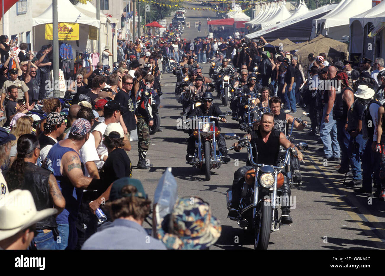 HART AM LIMIT / Torque USA 2003 / Joseph Kahn SZENE Regie: Joseph Kahn ...