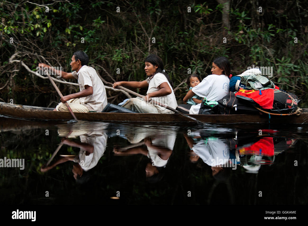 River cruise on the Karuai from Karuai to Yunek, La Gran Sabana ...