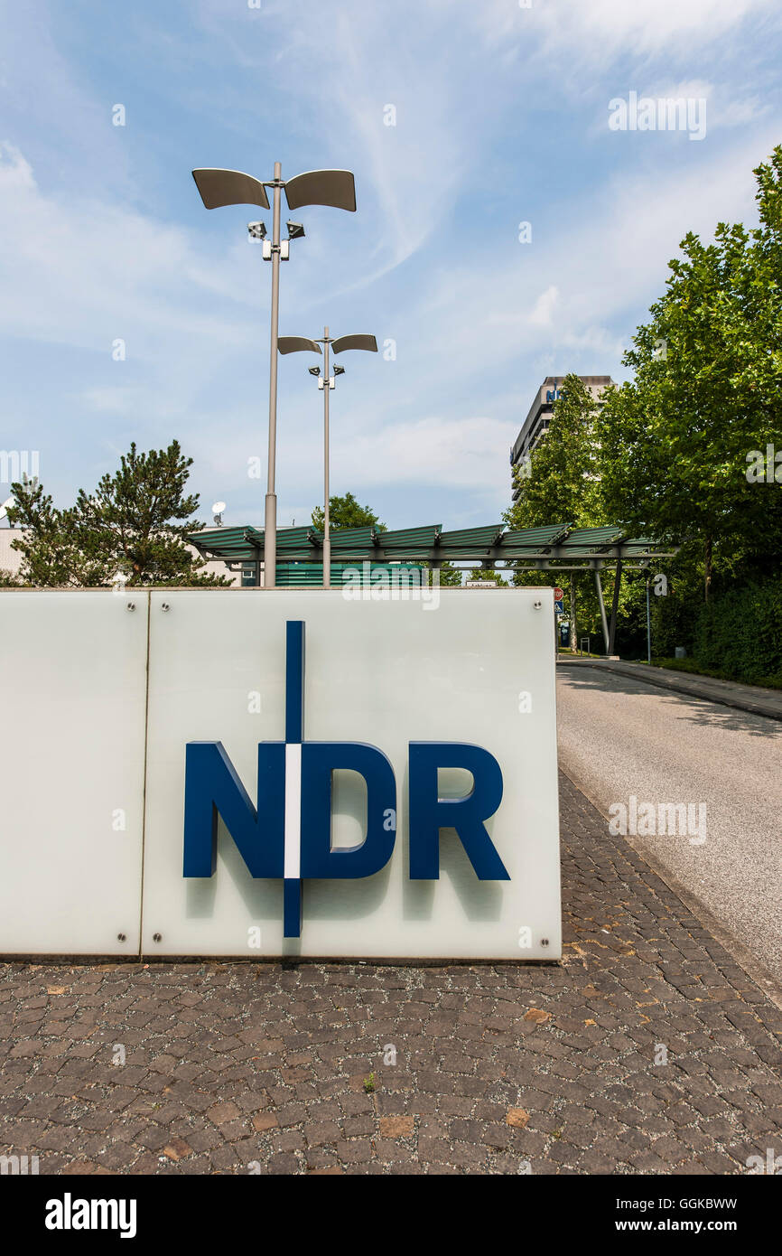 Broadcasting company hi-res stock photography and images - Alamy