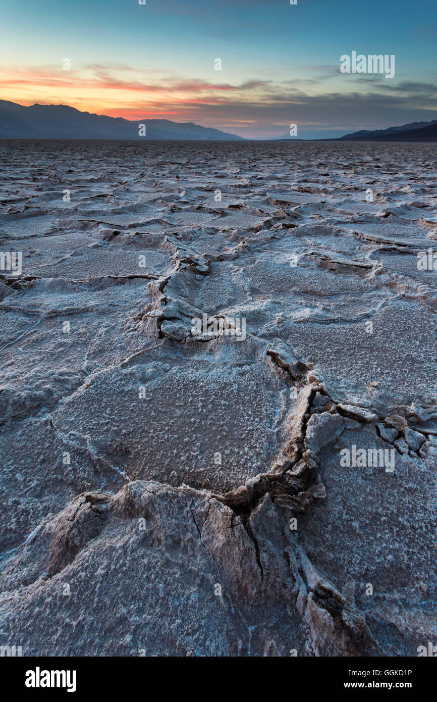 Death Valley National Park, Mojave Desert, Sierra Nevada, California ...