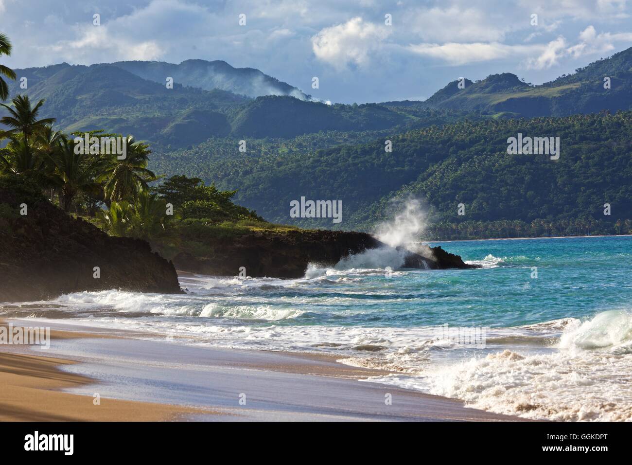 Surf at the Samana peninsula, Dominican republic Stock Photo - Alamy