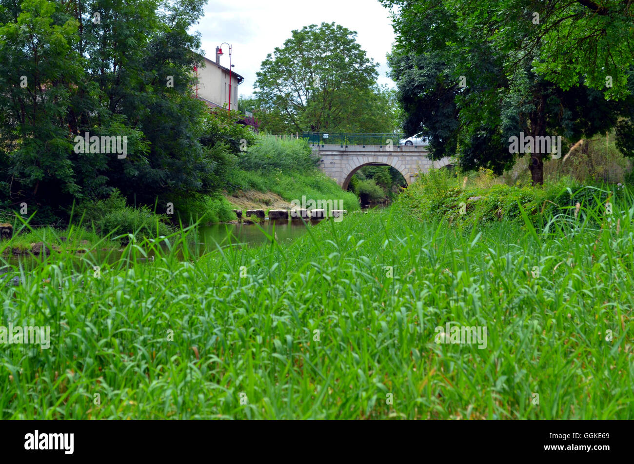 Medieval village bridge forest hi-res stock photography and images - Alamy