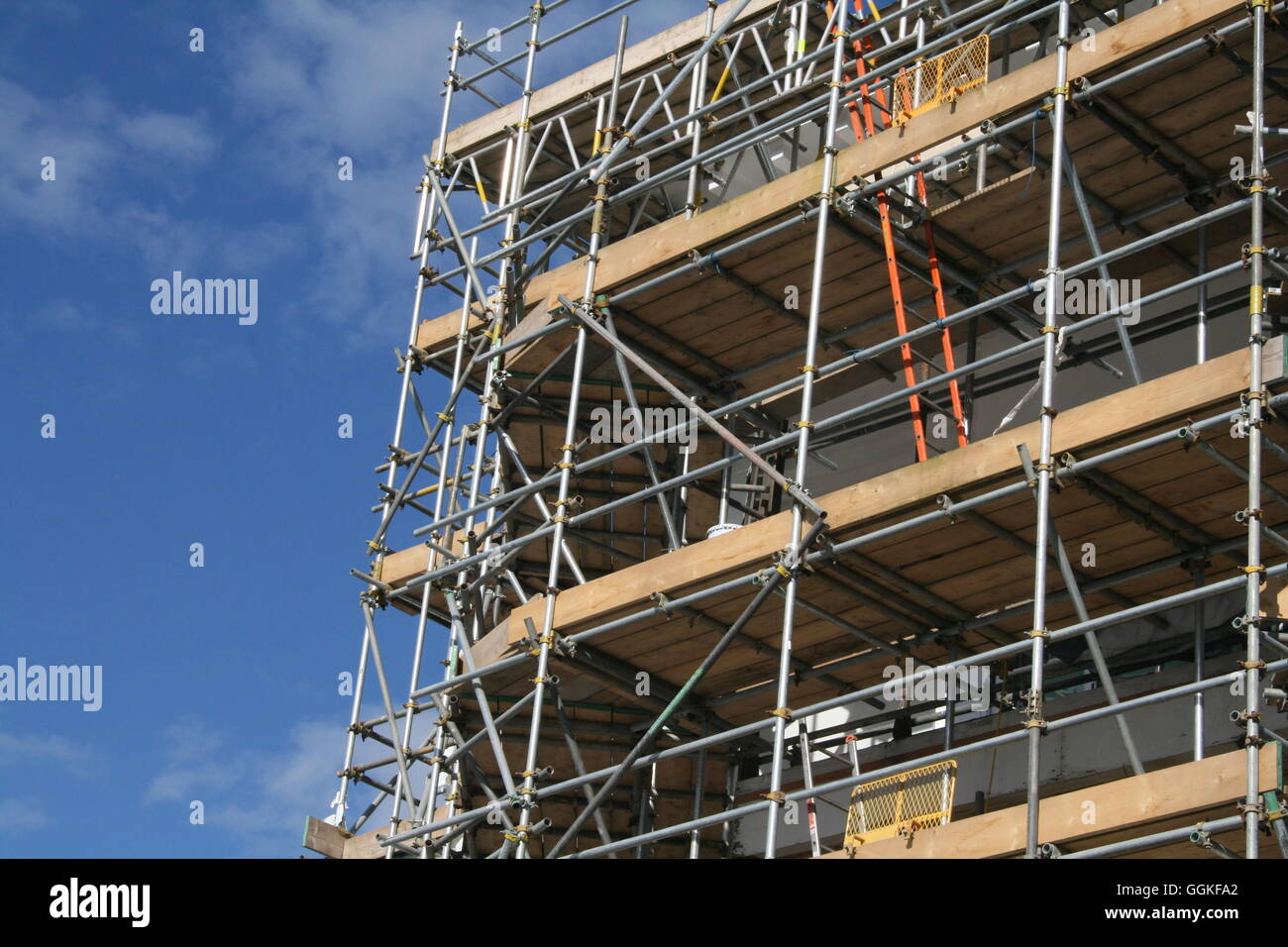 scaffolding on building Stock Photo - Alamy
