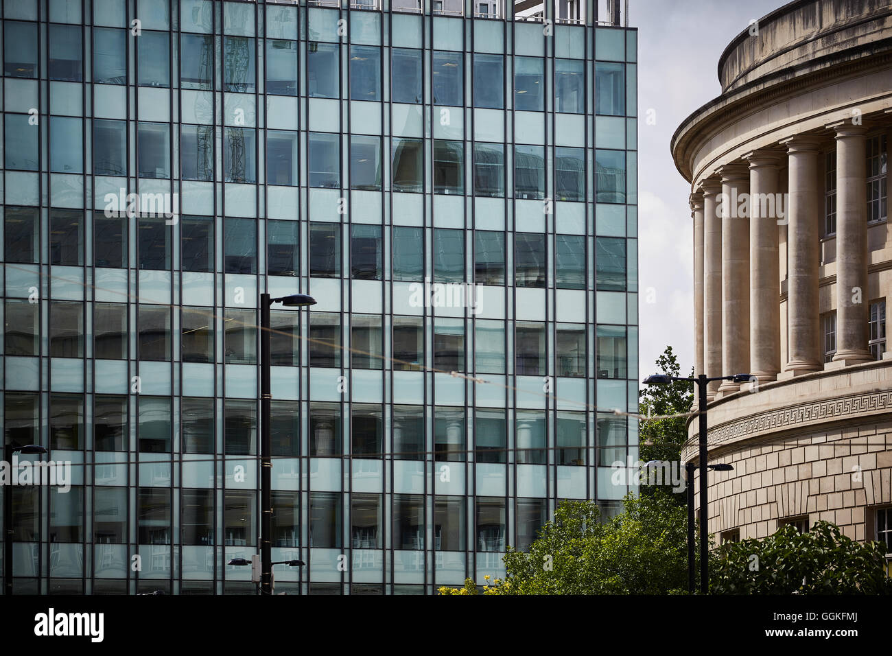 Office rotunda hi-res stock photography and images - Alamy