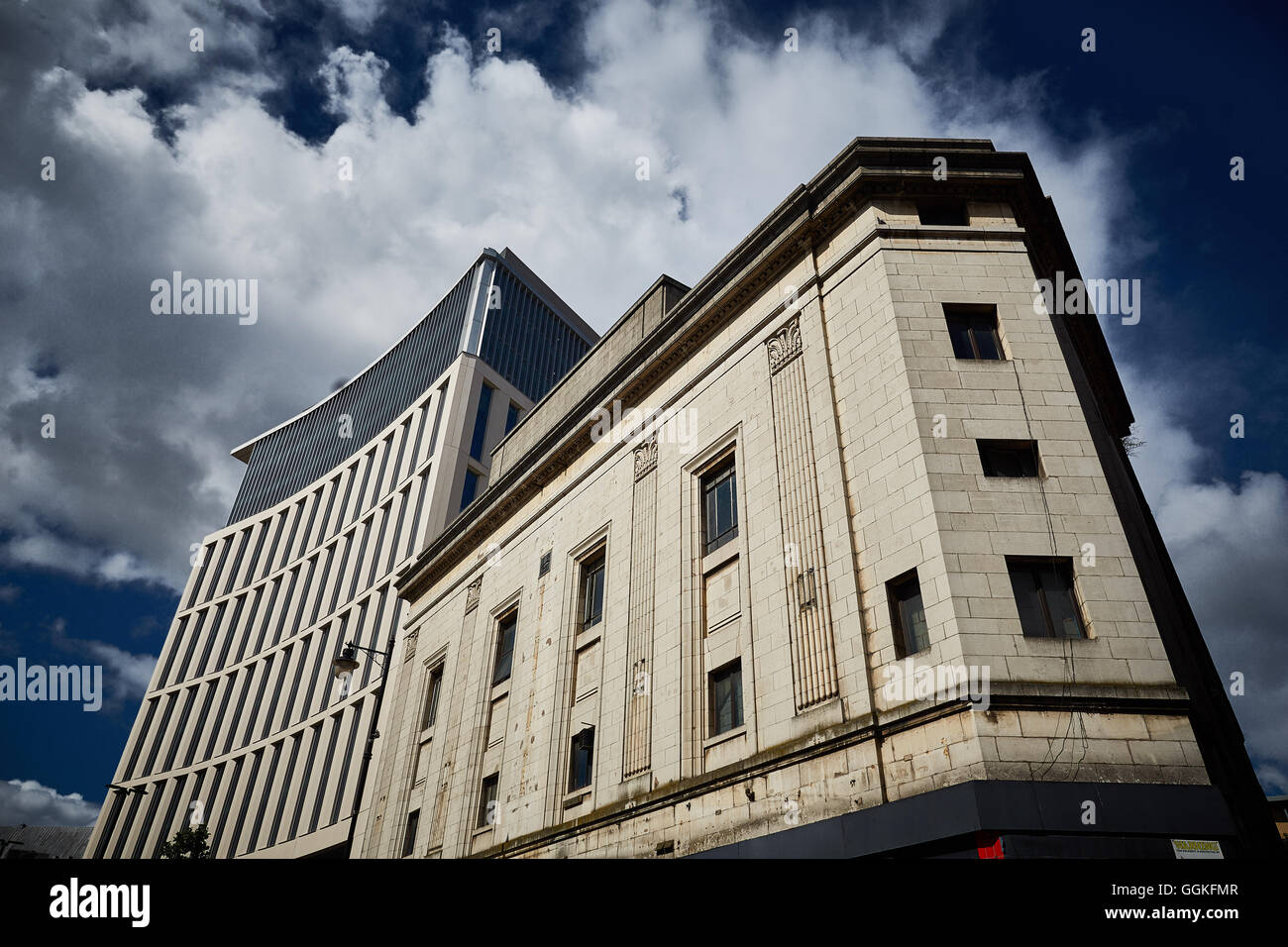 Paramount cinema hi-res stock photography and images - Alamy
