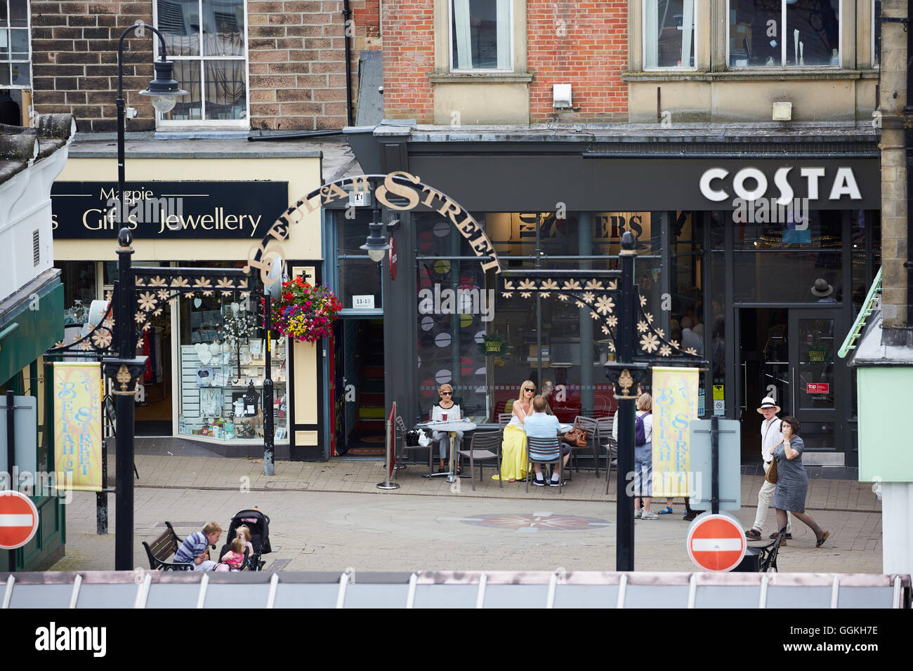 Cambridge Street shops Harrogate Main shopping centre town street busy ...