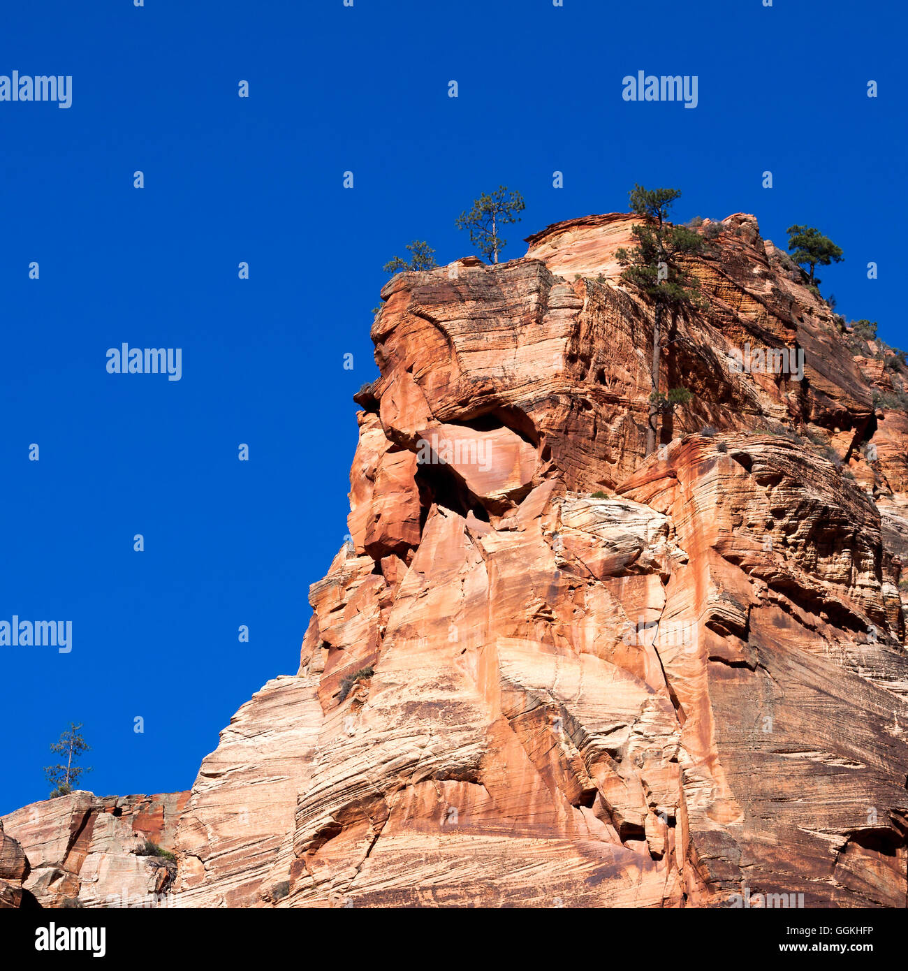 Sandstone outcrop layers hi-res stock photography and images - Alamy