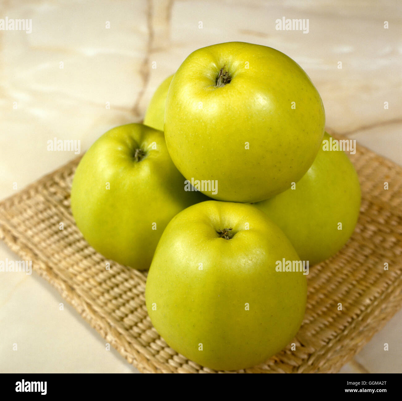 Apple 'Golden Delicious' (Dessert Stock Photo - Alamy