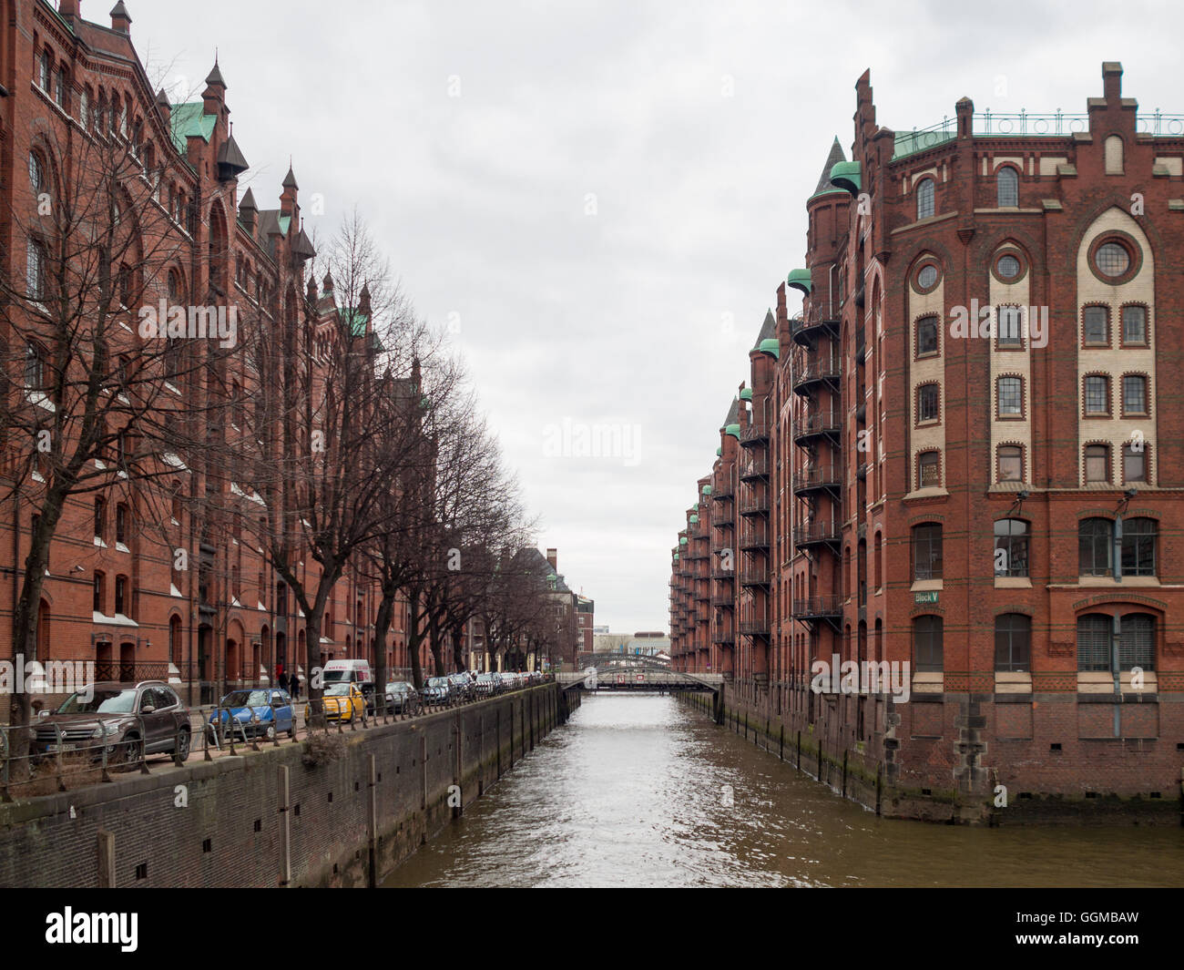 Red brick buildings hi-res stock photography and images - Alamy