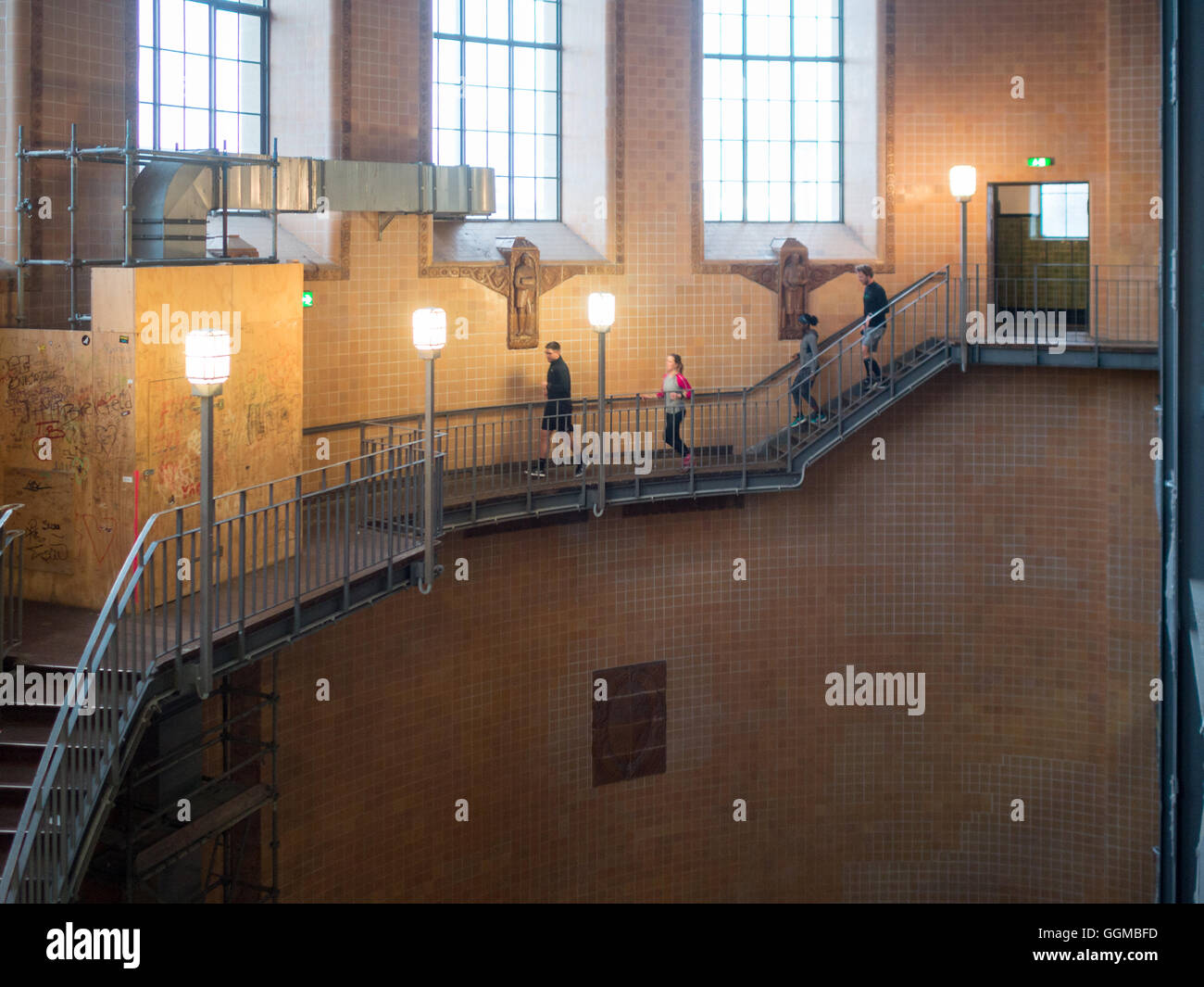 Pedestrians inside the Old Elbe Tunnel pit stairs Stock Photo - Alamy