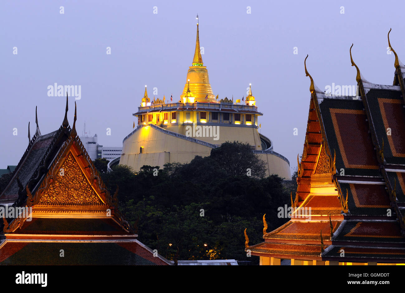 Wat ratchanatda hi-res stock photography and images - Alamy